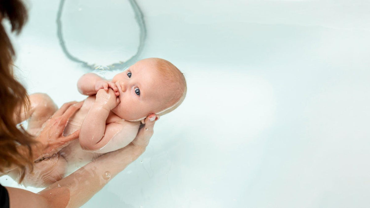 Baby Bath Time Guide: Making Every Splash Safe and Soothing – MOOGCO Baby